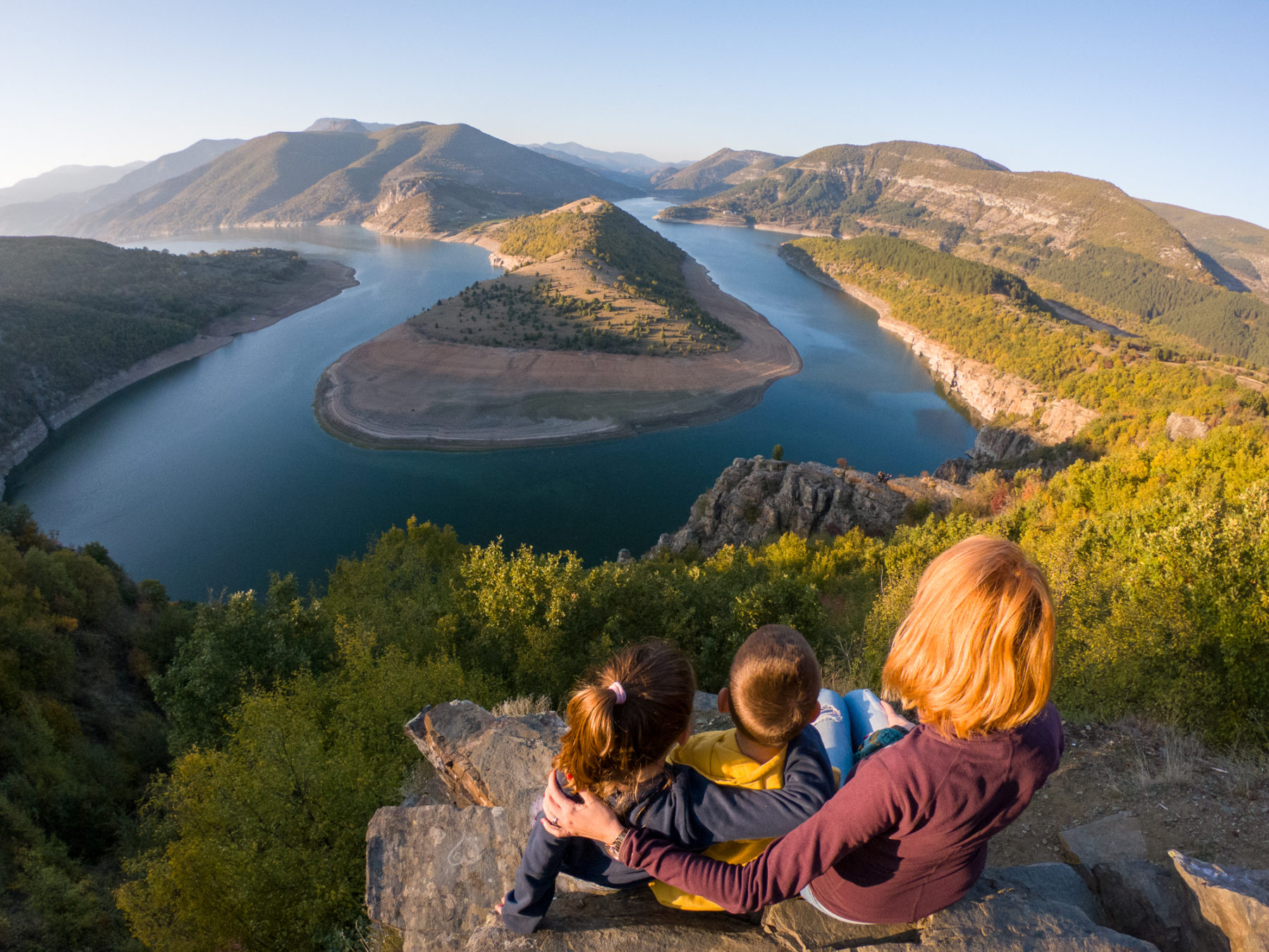 The horseshoe bend of Kardzhali Reservoir – Karagis Adventures